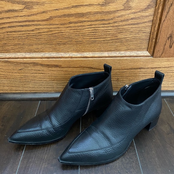 Everlane | Shoes | Everlane The Boss Ankle Bootie | Poshmark
